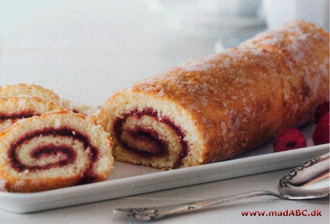 Klassisk hindbærroulade