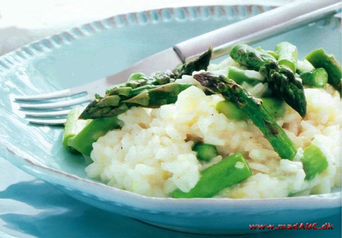 Citronrisotto med grønne asparges - en god risotto opskrift