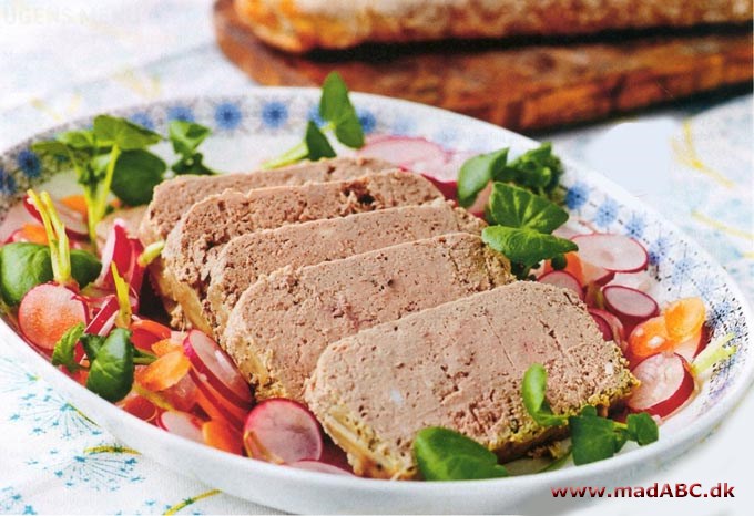 Kyllingeleverpostej med sursøde grønsager