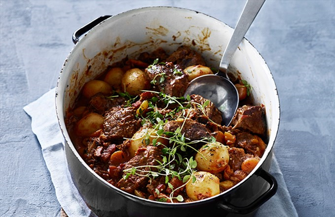 Daube af oksebov med kartofler | klart bedst fra madABC.dk